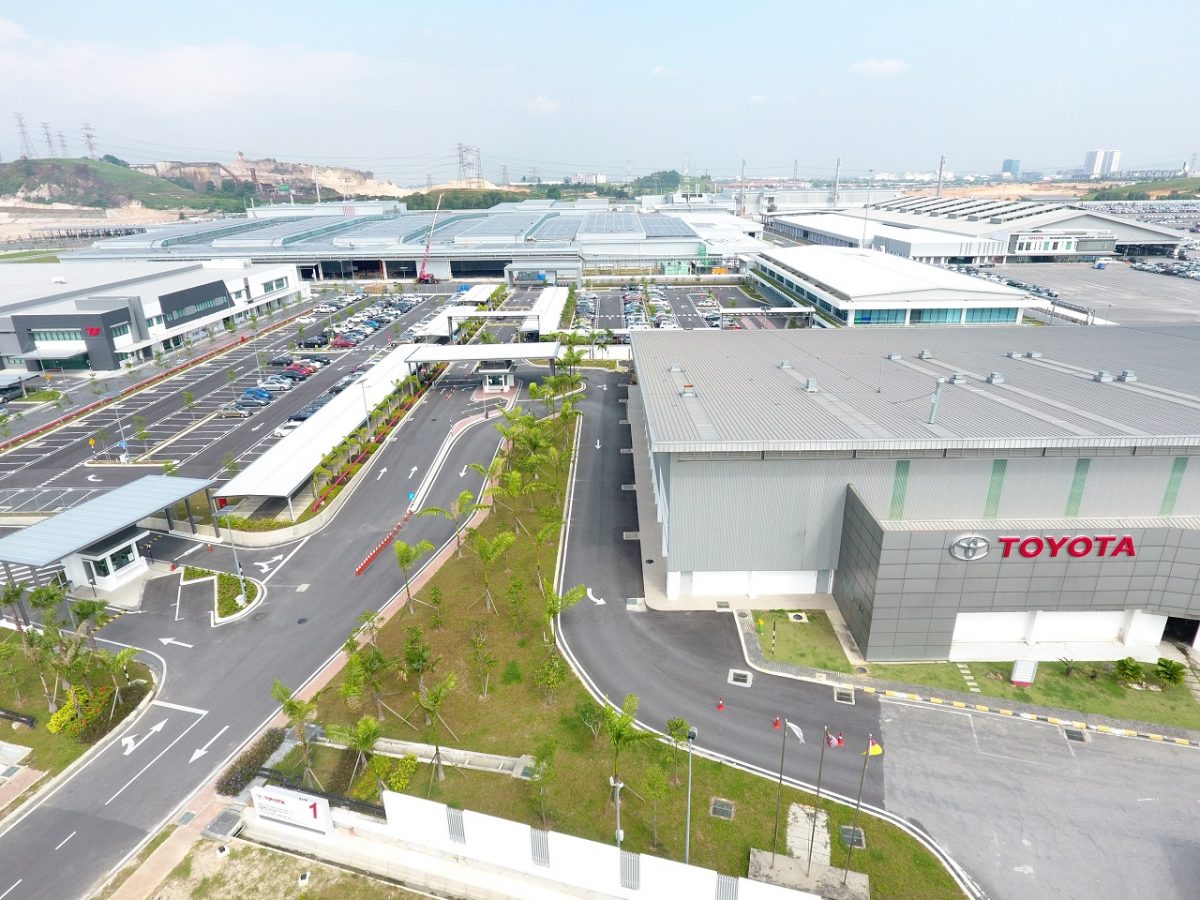 UMW Toyota Prepares For Mass Manufacturing Of Hybrid Electric Vehicles ...